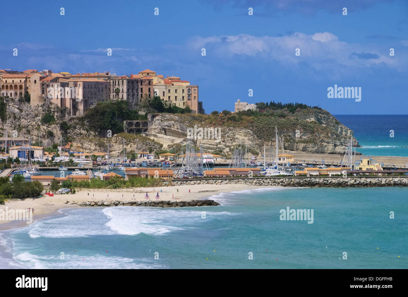Tropea stadt hi-res stock photography and images - Alamy