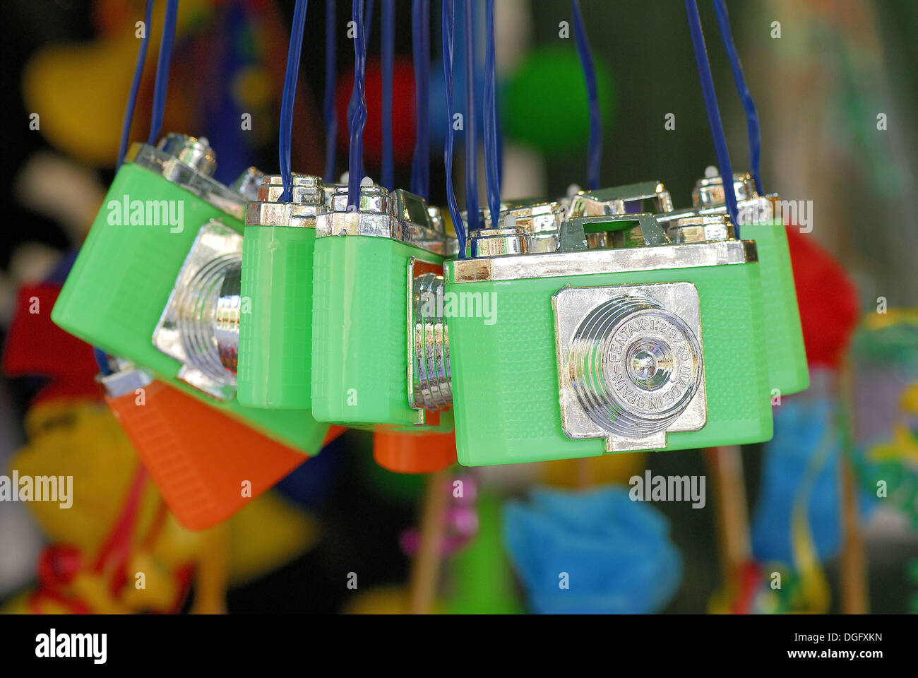 Plastic toy cameras hi-res stock photography and images - Alamy