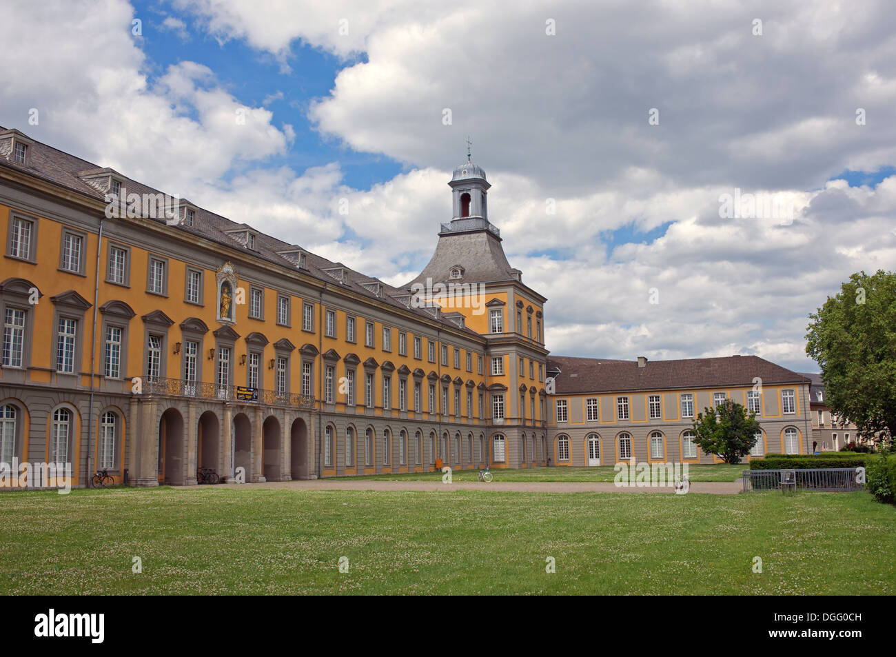 Bonn university Germany Stock Photo - Alamy
