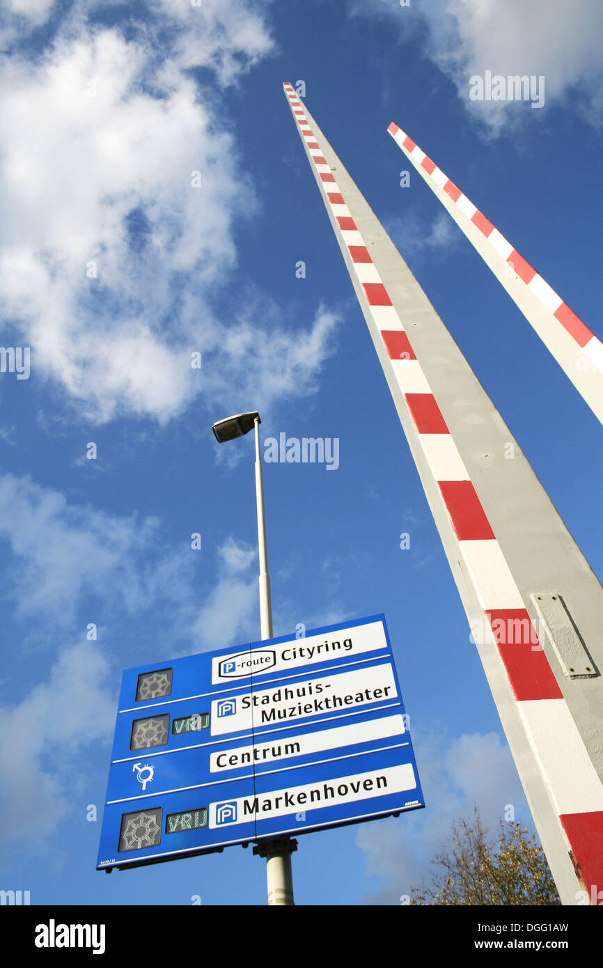 Amsterdam city gates hi-res stock photography and images - Alamy