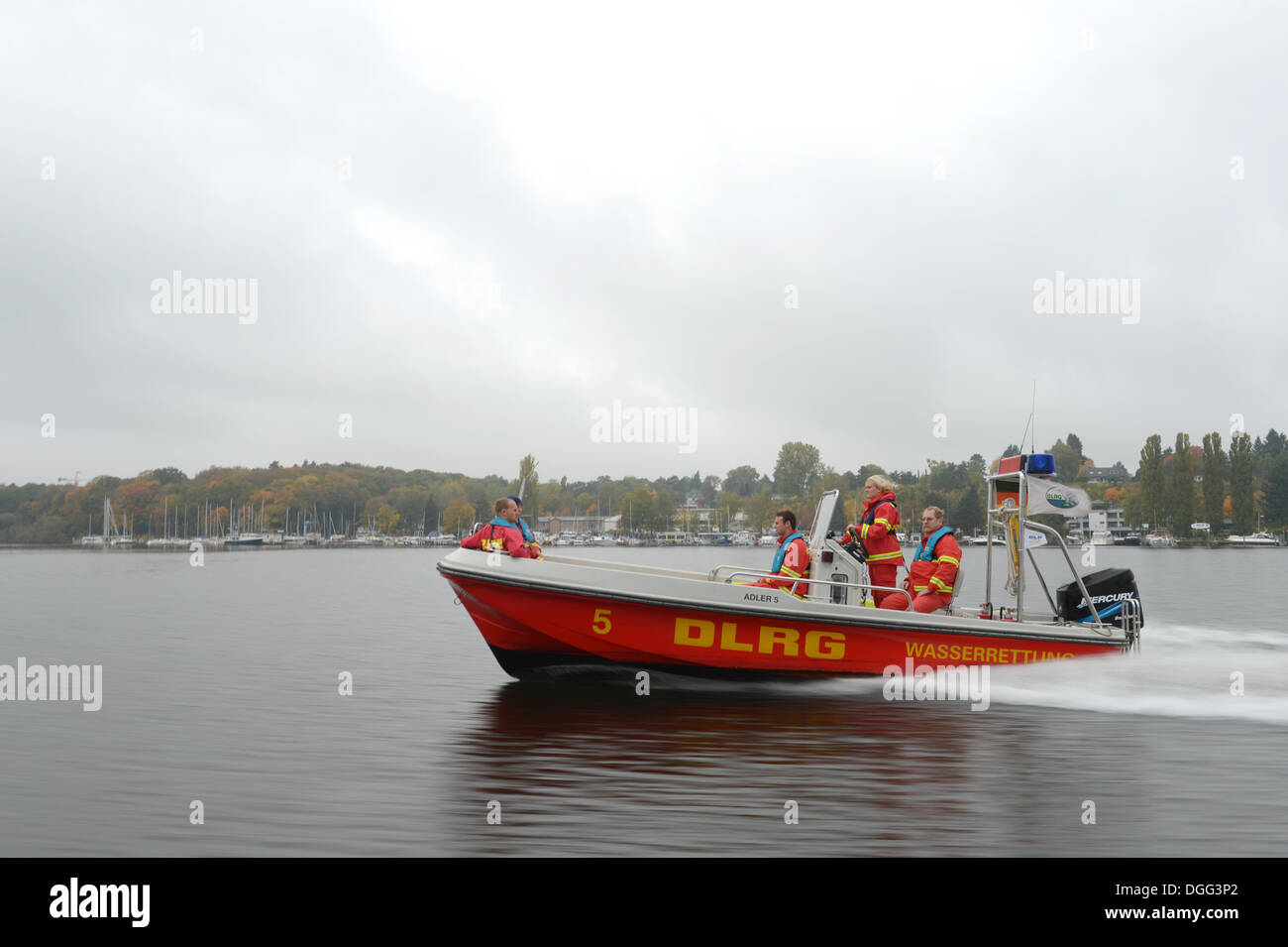 Berlin, Germany. 16th Oct, 2013. A DLRG motor lifeboat goas along the ...