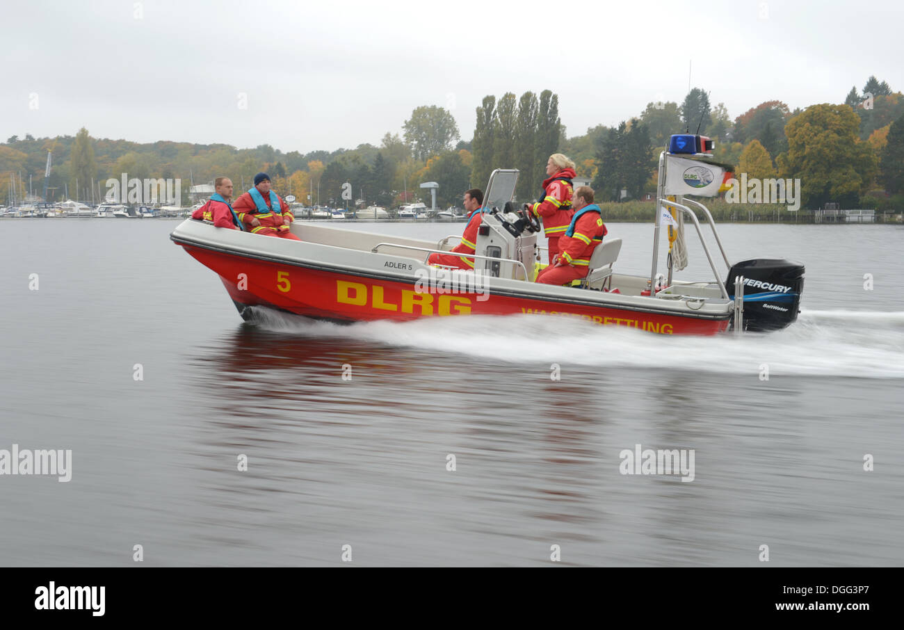 Berlin, Germany. 16th Oct, 2013. A DLRG motor lifeboat goas along the ...