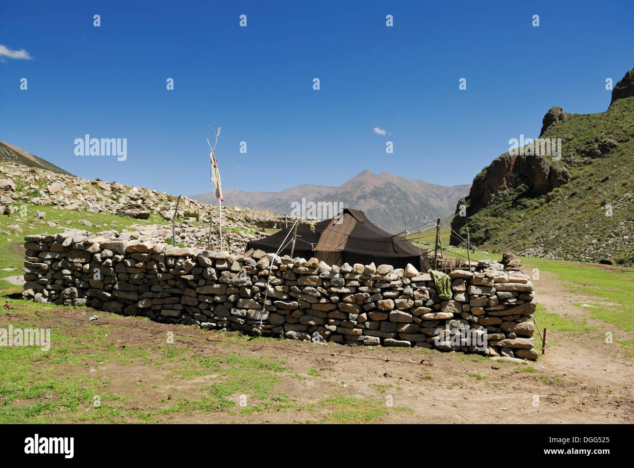 Taklung yarthang hi-res stock photography and images - Alamy