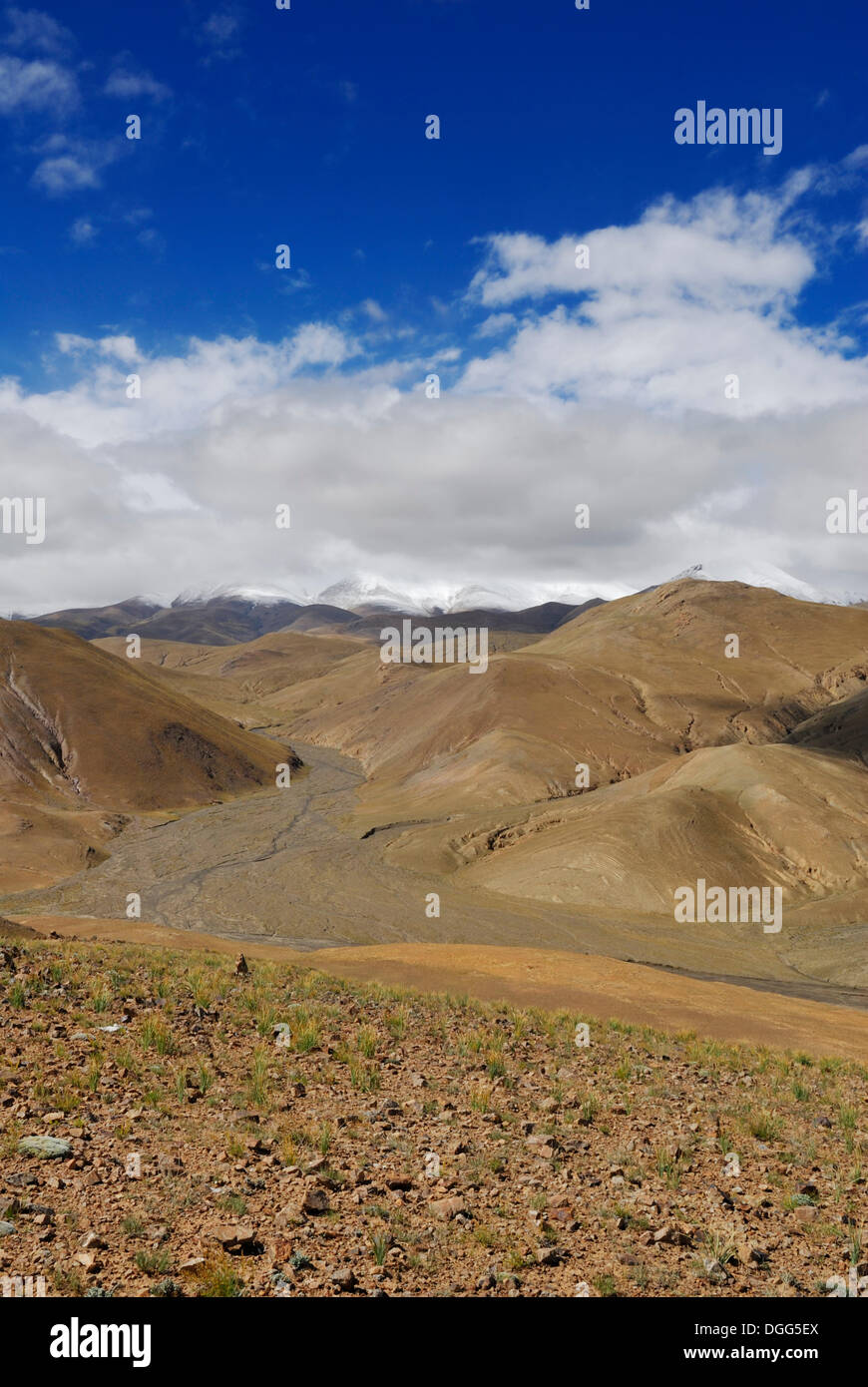 Tingri tableland hi-res stock photography and images - Alamy