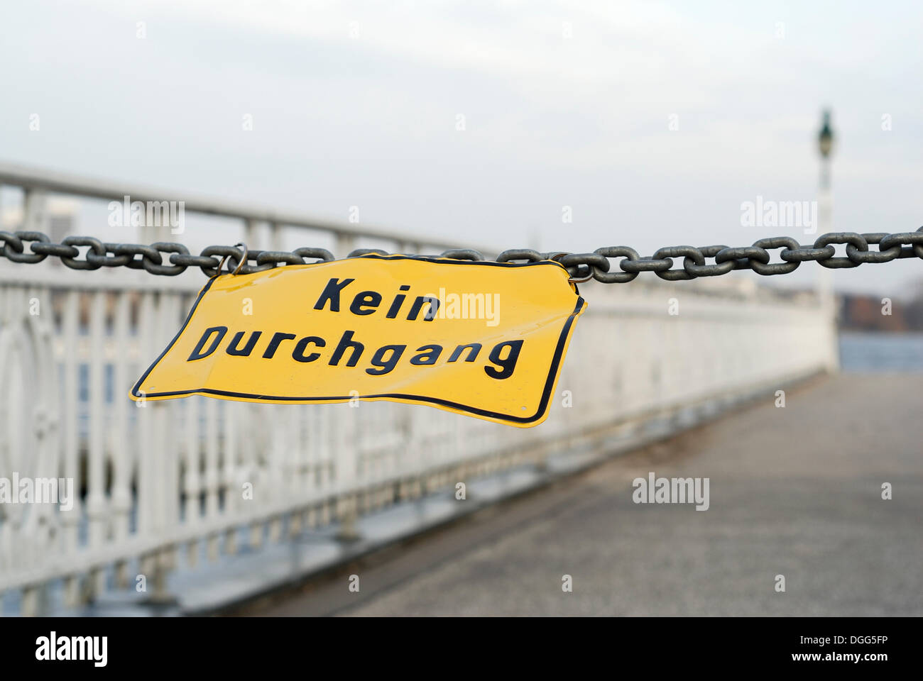 Sign "kein Durchgang", German for "no entry or trespassing", Hamburg ...