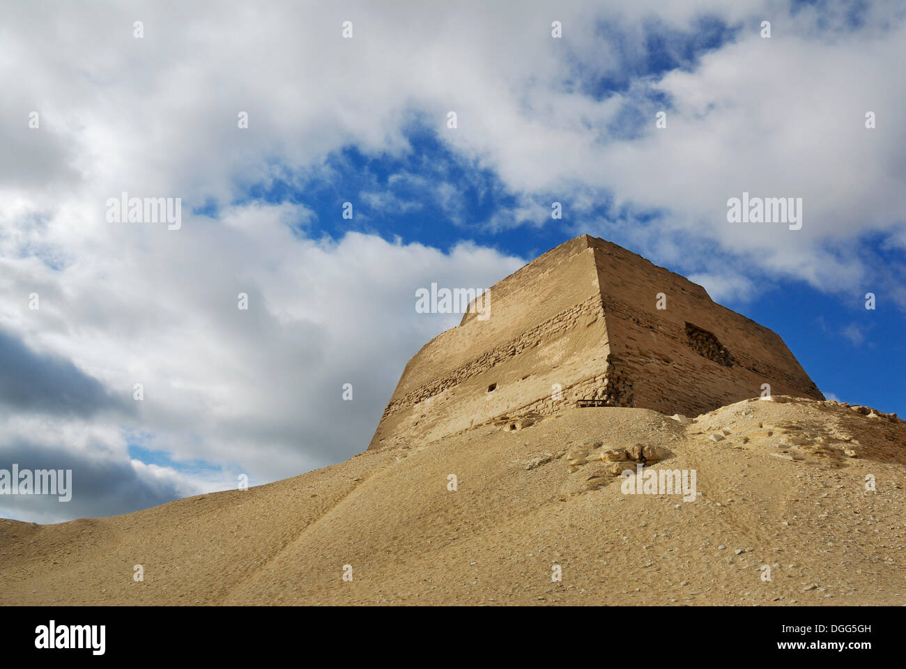 Meidum Pyramid, Egypt, Africa Stock Photo - Alamy
