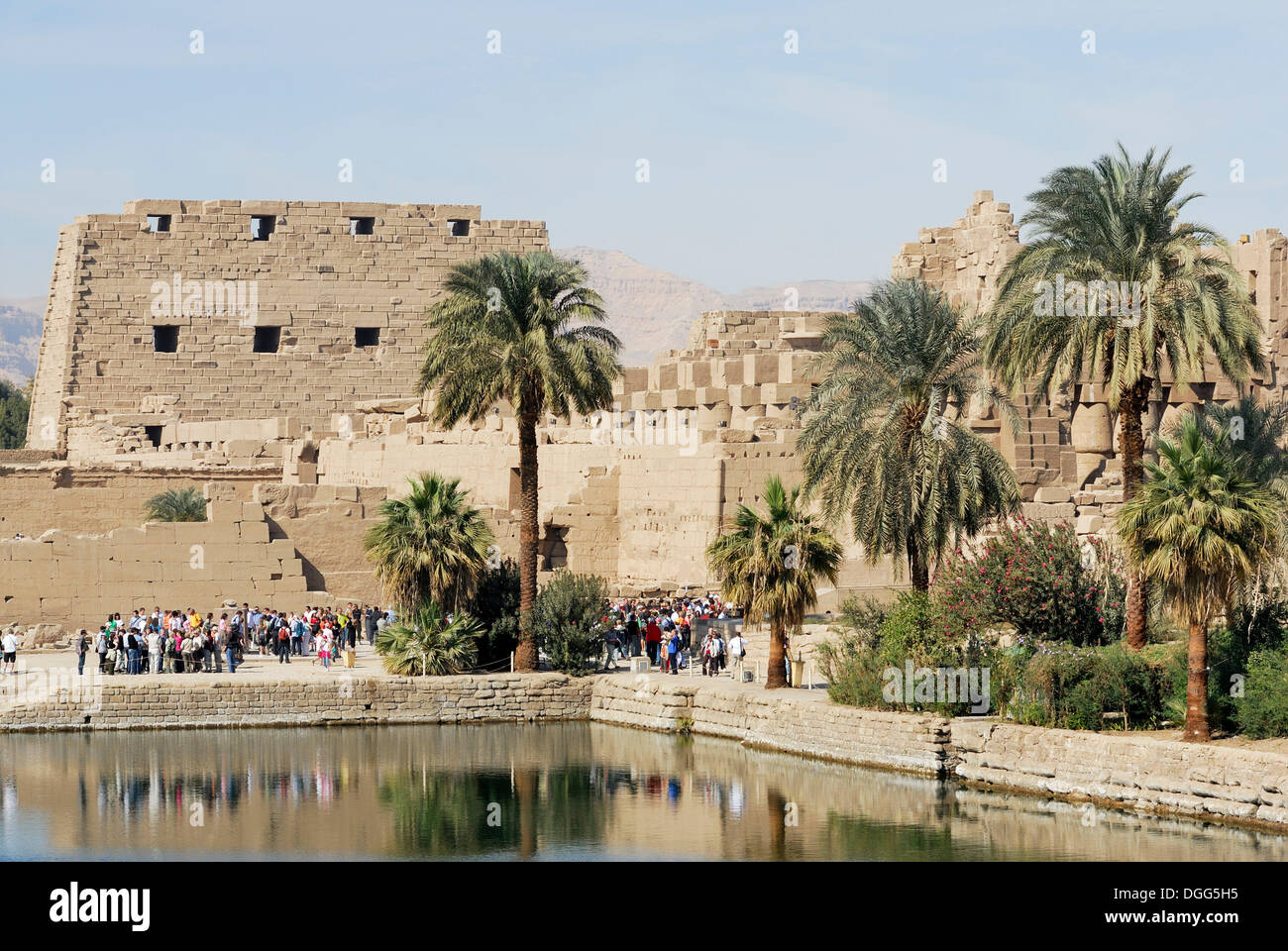 Sacred Lake, Karnak Temple, Luxor, Nile Valley, Egypt, Africa Stock ...