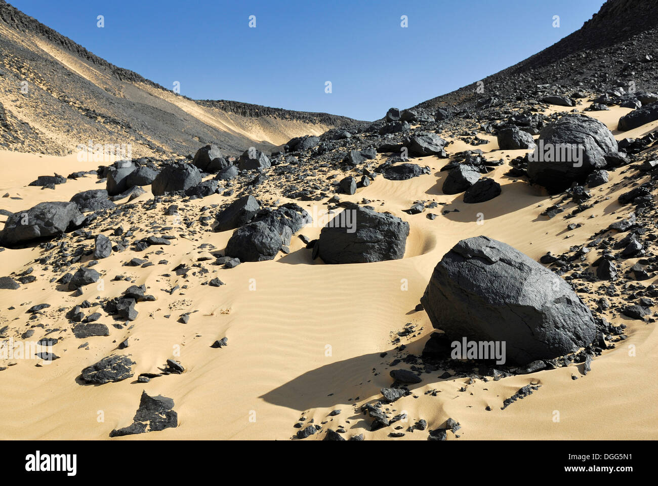 Baharia oasis hi-res stock photography and images - Alamy