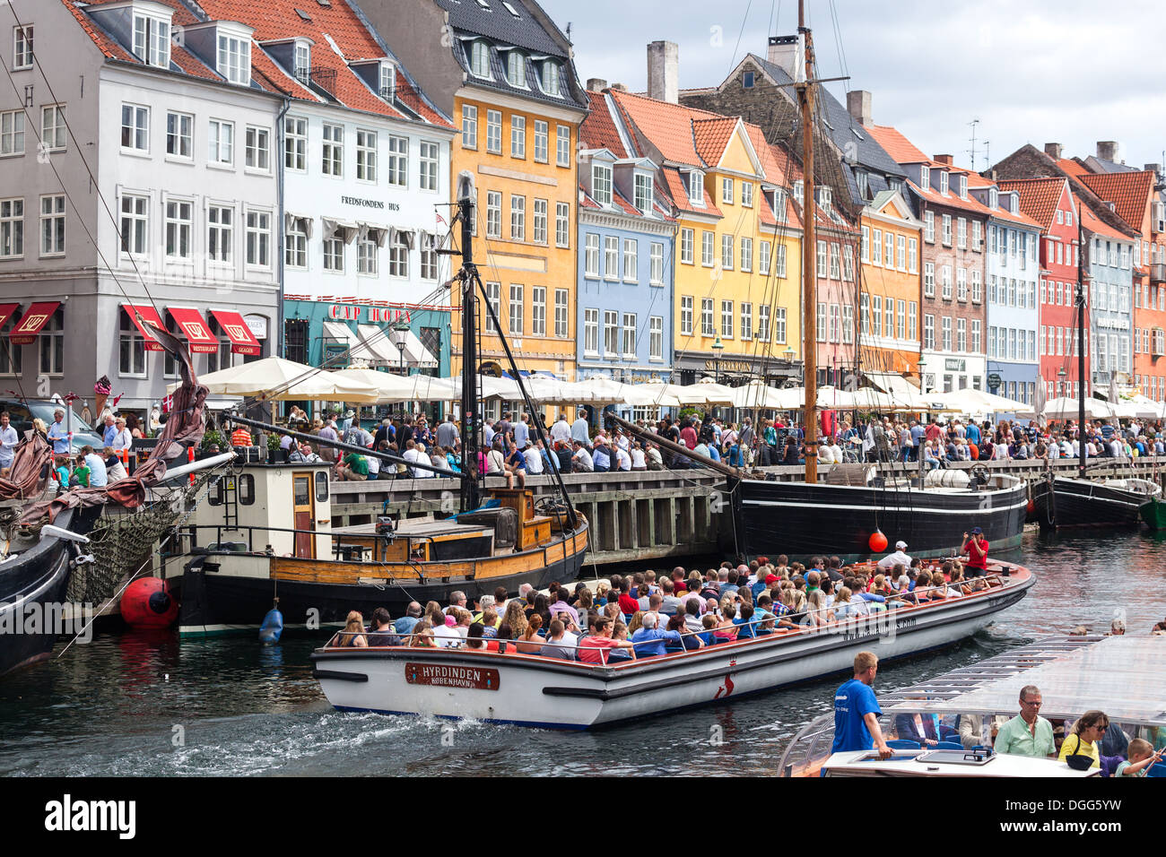 Tourist crowds Nyhavn Copenhagen Denmark Stock Photo - Alamy Tourist crowds Nyhavn Copenhagen Denmark Stock Photo - Alamy