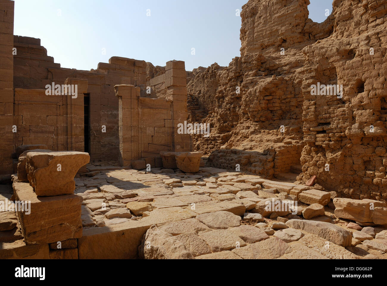 Qasr Dush Temple, near Kharga Oasis, Western Desert, Egypt, Africa ...