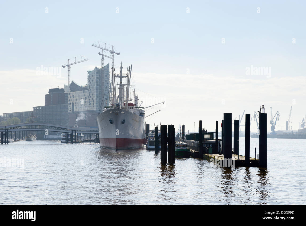 Cargo Ship Under Construction High Resolution Stock Photography and ...