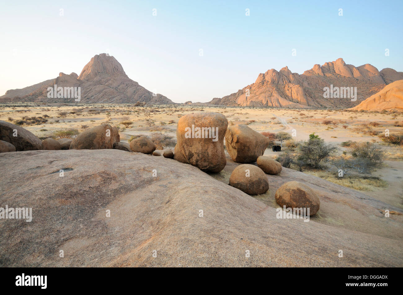 Savanna formations hi-res stock photography and images - Alamy