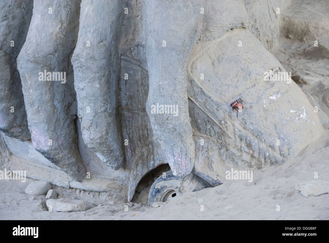 The Fremont Troll, beneath George Washington Memorial Bridge, Seattle ...