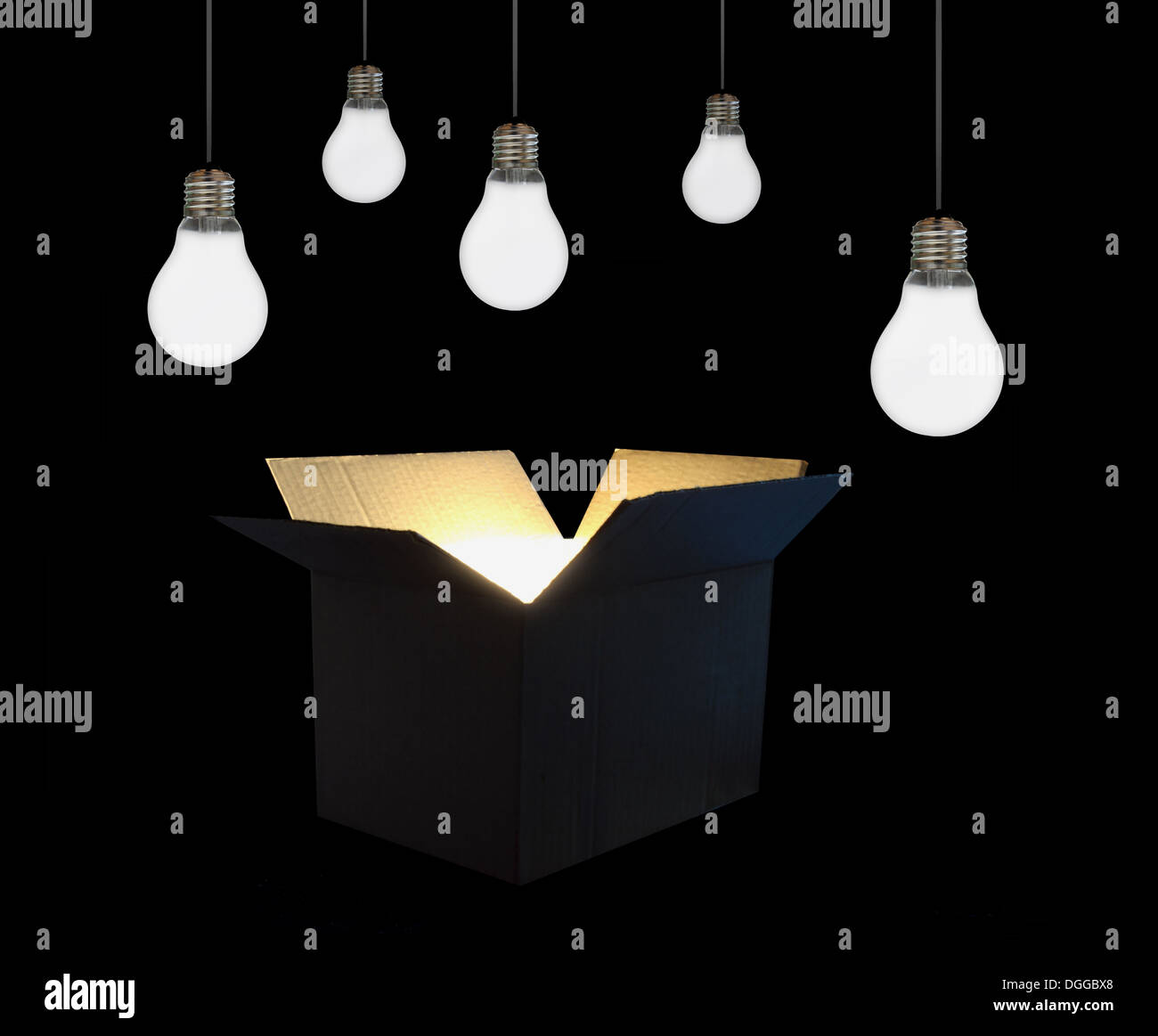 Thinking outside the box Stock Photo - Alamy