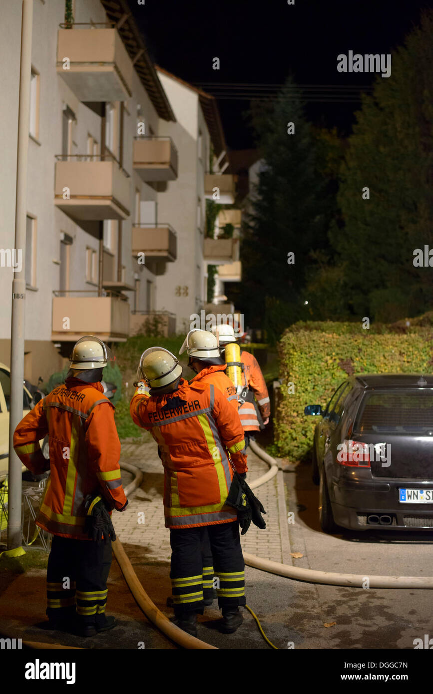 House fire rescue operation hi-res stock photography and images - Alamy