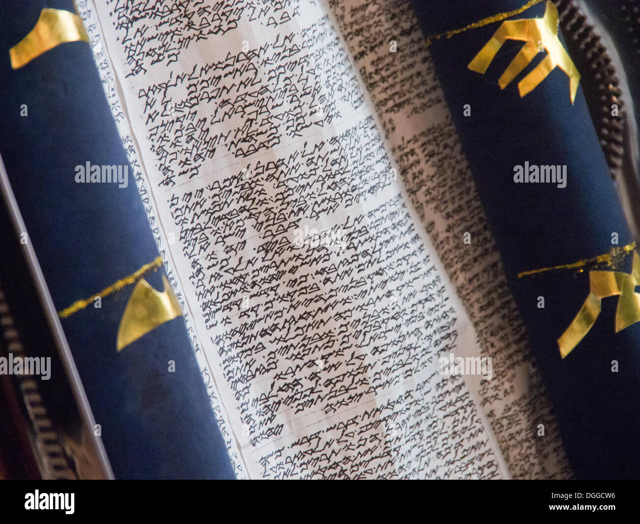 Samaritan torah hi-res stock photography and images - Alamy