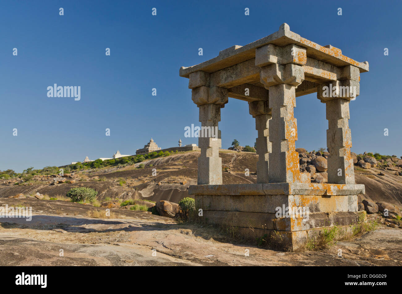 India small temples hi-res stock photography and images - Alamy