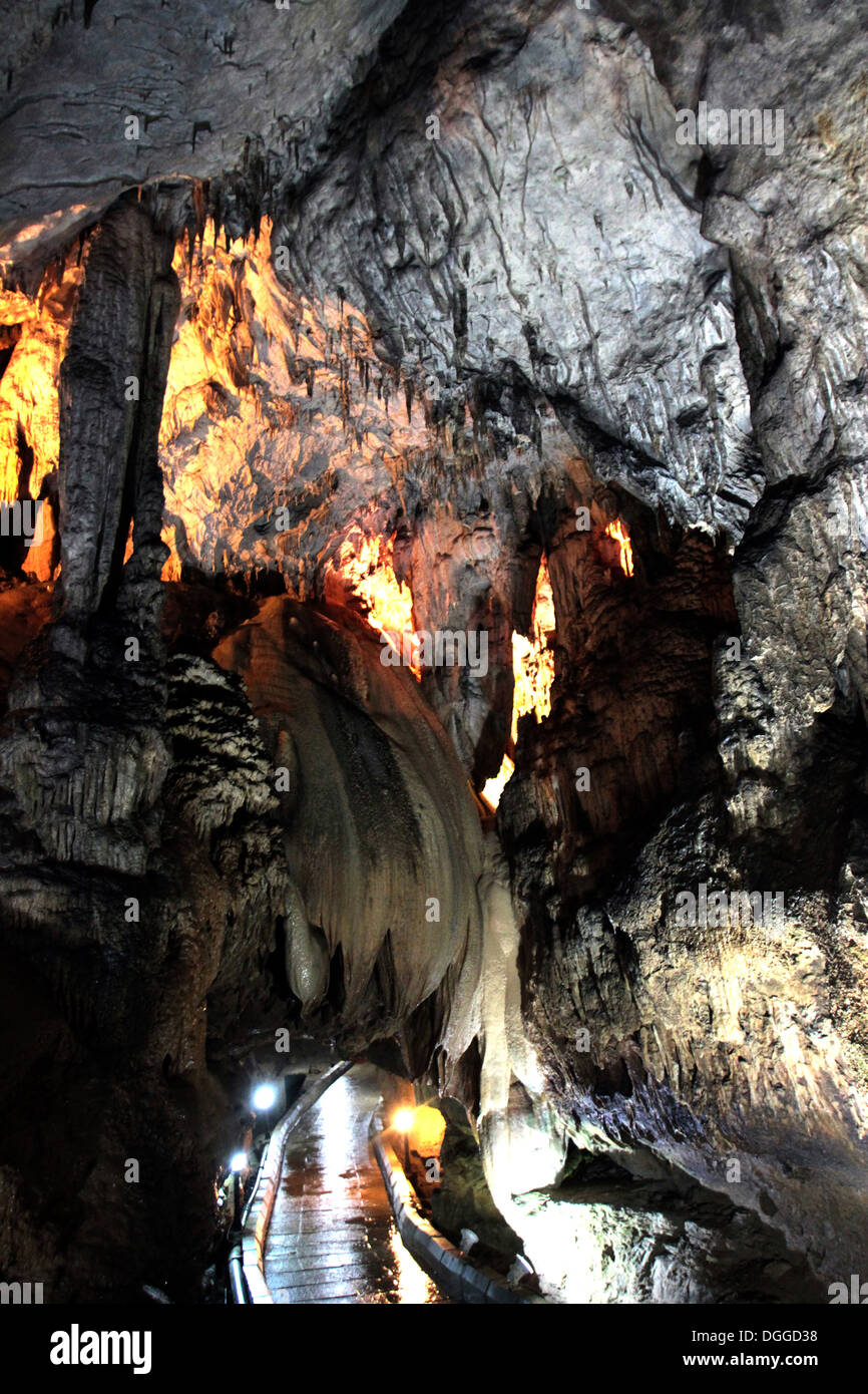 Travertine cave hi-res stock photography and images - Alamy