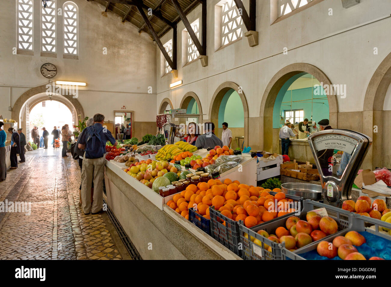 Portugal algarve silves market hi-res stock photography and images - Alamy