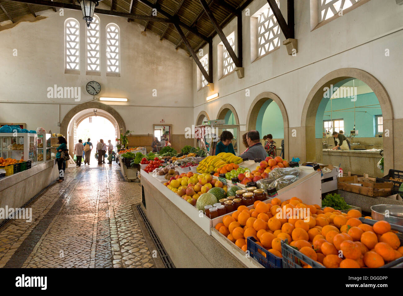 Portugal, the Algarve, Silves market Stock Photo - Alamy