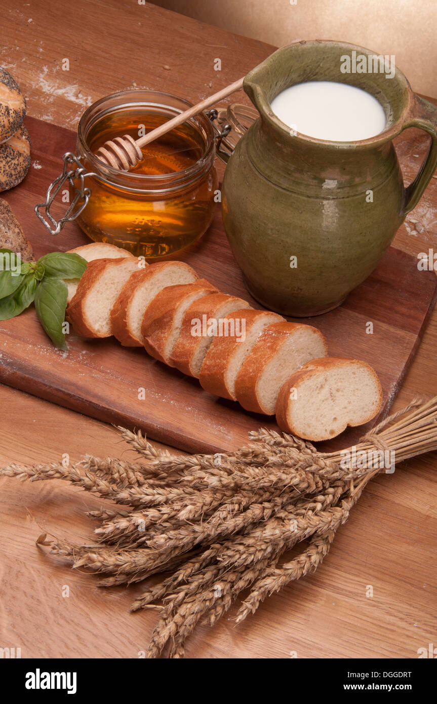Traditional country food Stock Photo - Alamy
