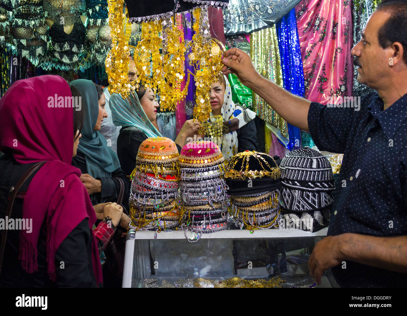 Clothes Bazaar, Kermanshah, Iran Stock Photo - Alamy