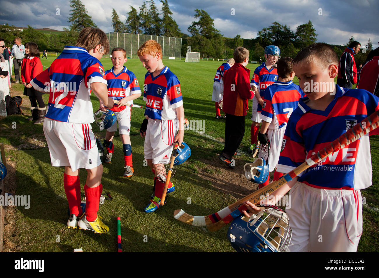 Shinty scotland hi-res stock photography and images - Alamy
