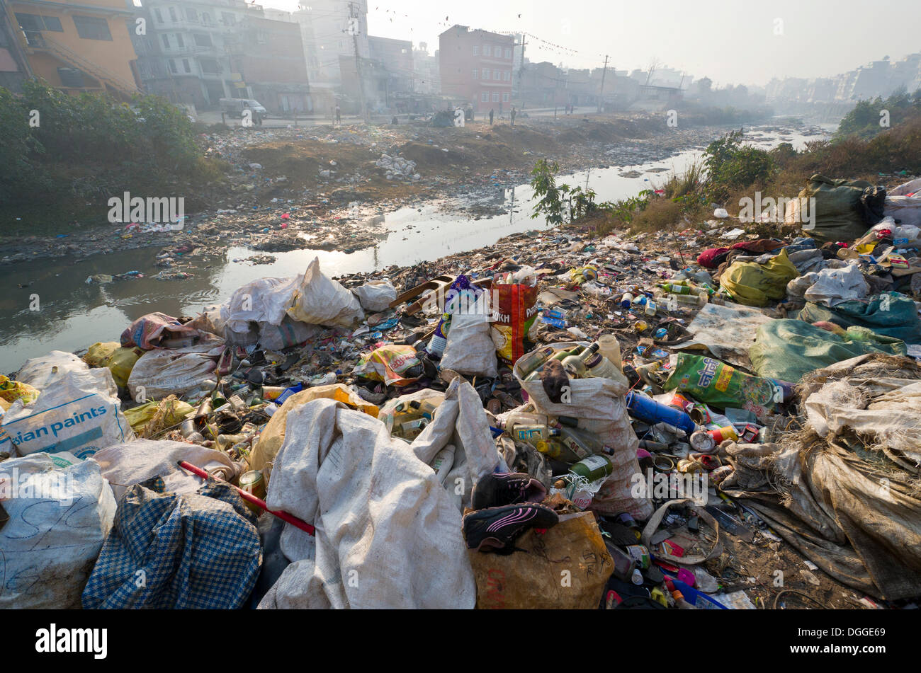 Garbage dumped at Bhagmati River in the middle of the city, Kathmandu ...