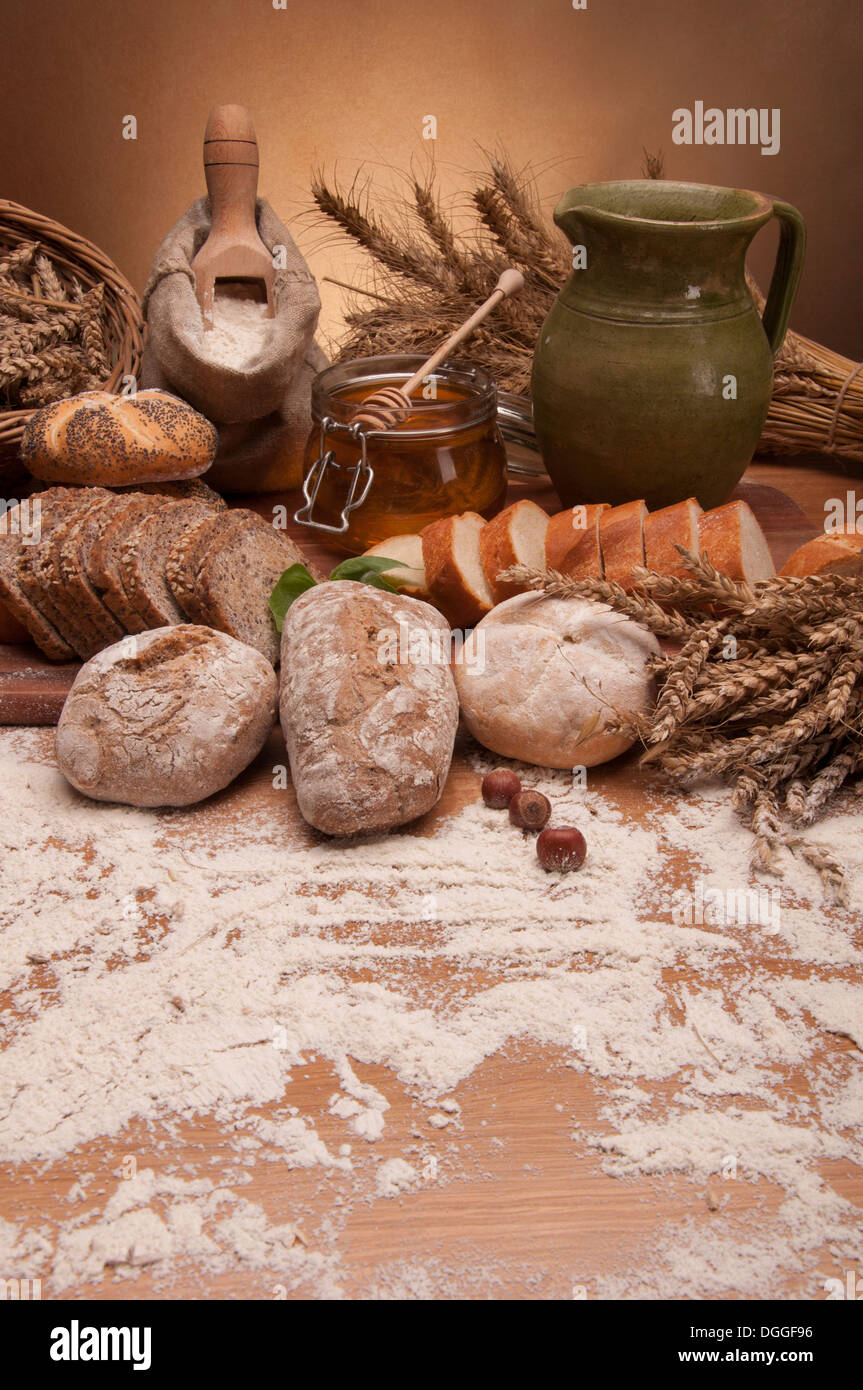 Traditional country food Stock Photo - Alamy