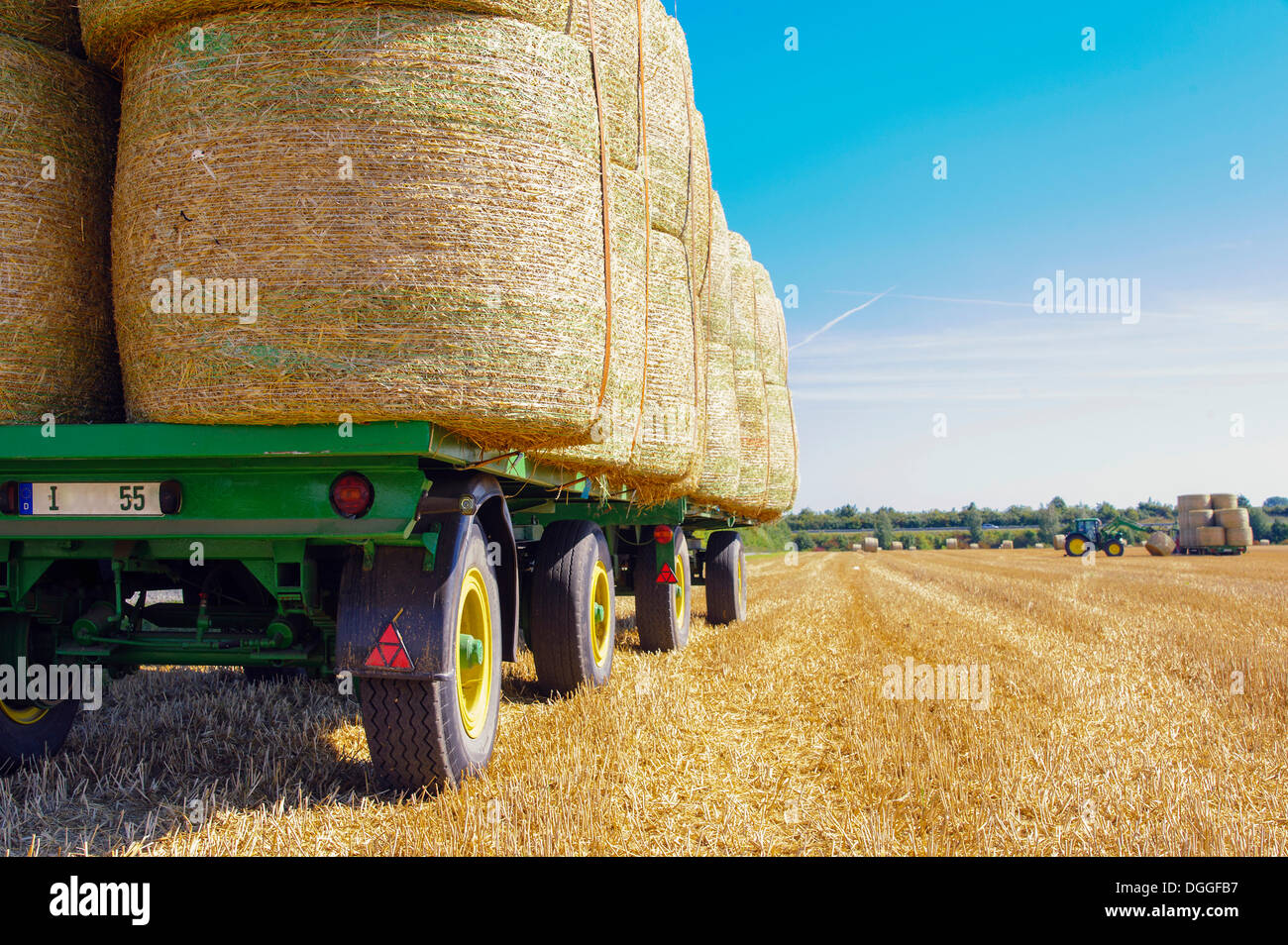 Stacked trailers hi-res stock photography and images - Alamy