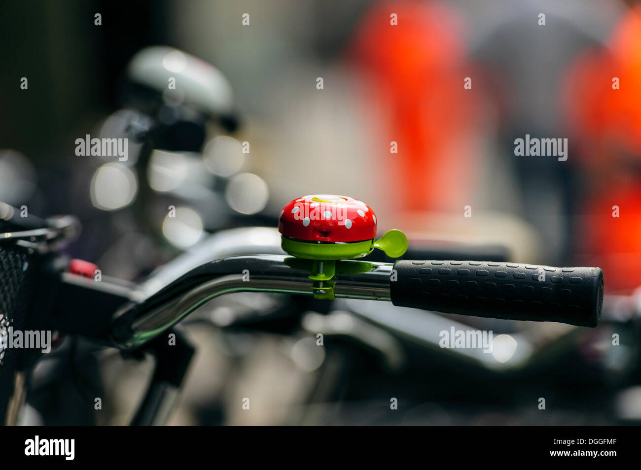 Bell cycle view hi-res stock photography and images - Alamy
