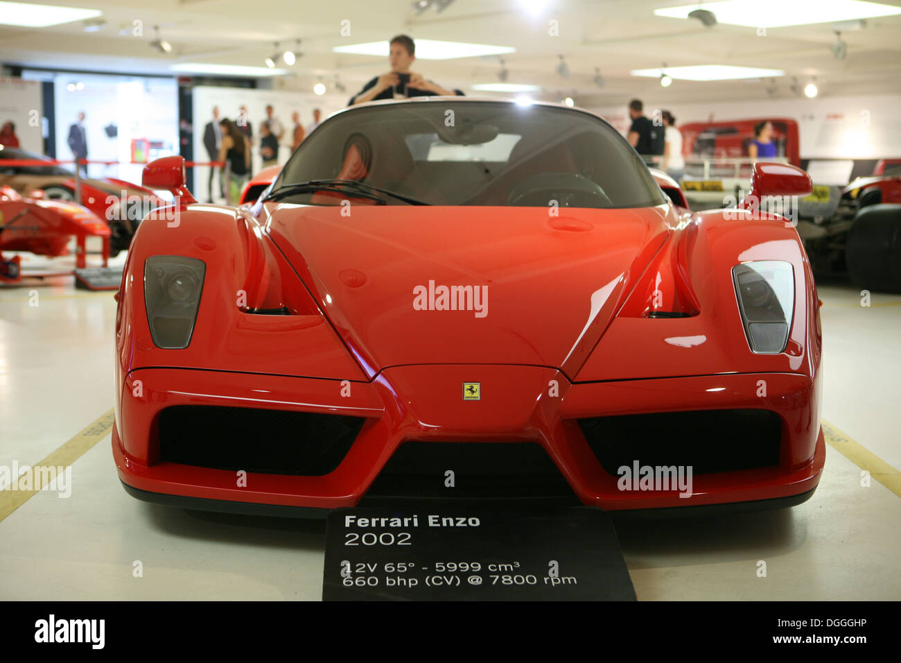 Ferrari Enzo 2002 V12 5999cc Stock Photo - Alamy