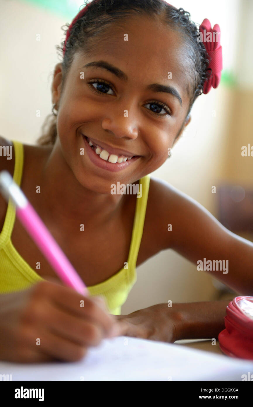 Brazil brazilian school girls hi-res stock photography and images - Alamy
