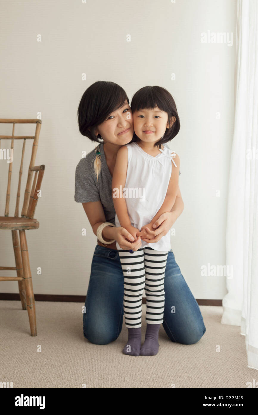 Japanese mother and daughter hi-res stock photography and images - Alamy