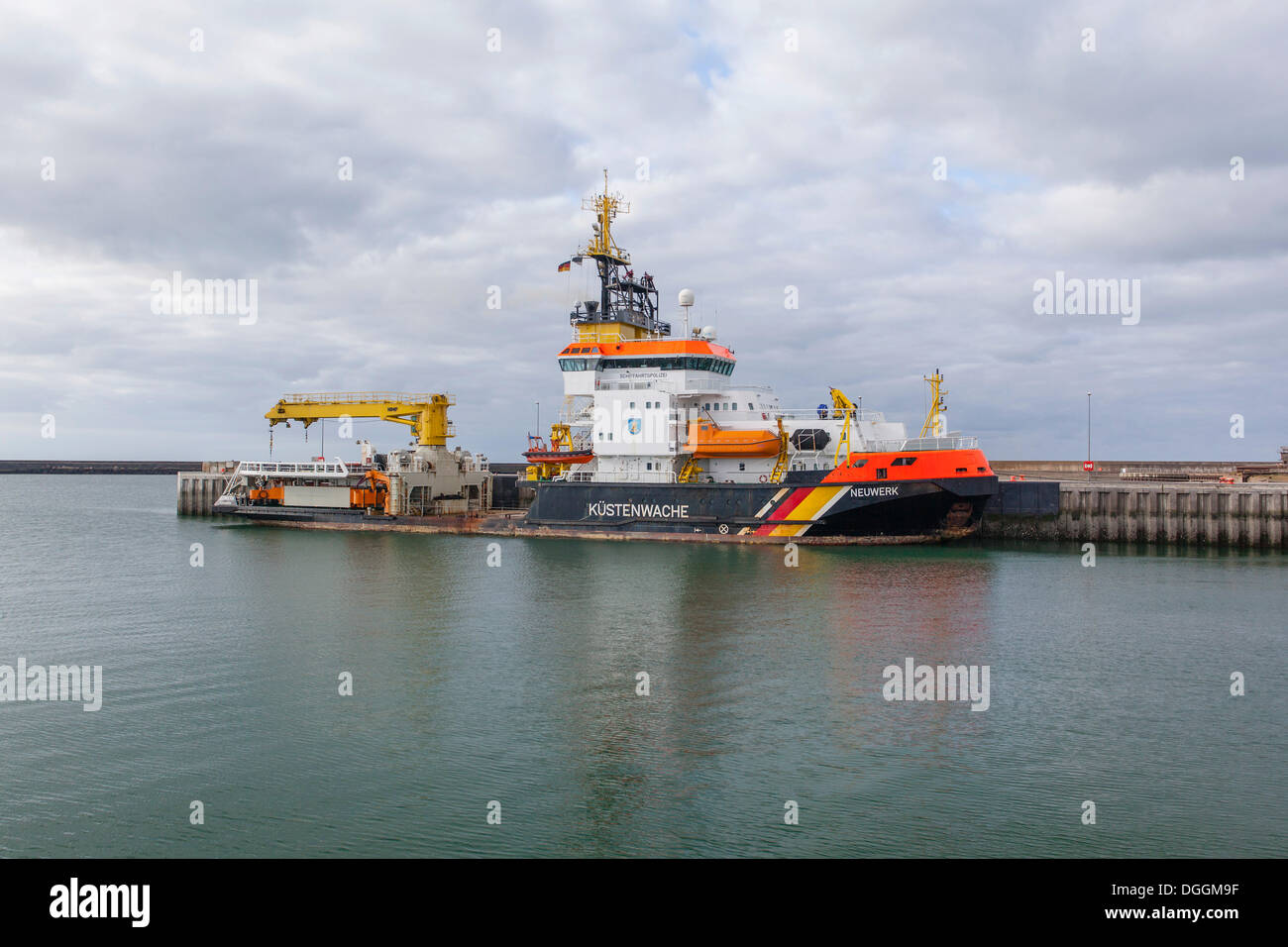 Coast guard boat hi-res stock photography and images - Alamy