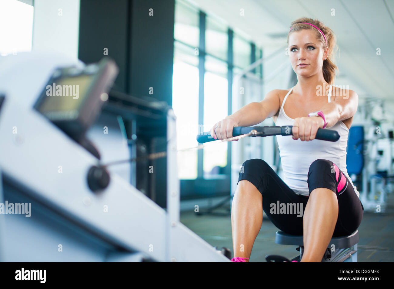 Rowing machine gym hi-res stock photography and images - Alamy
