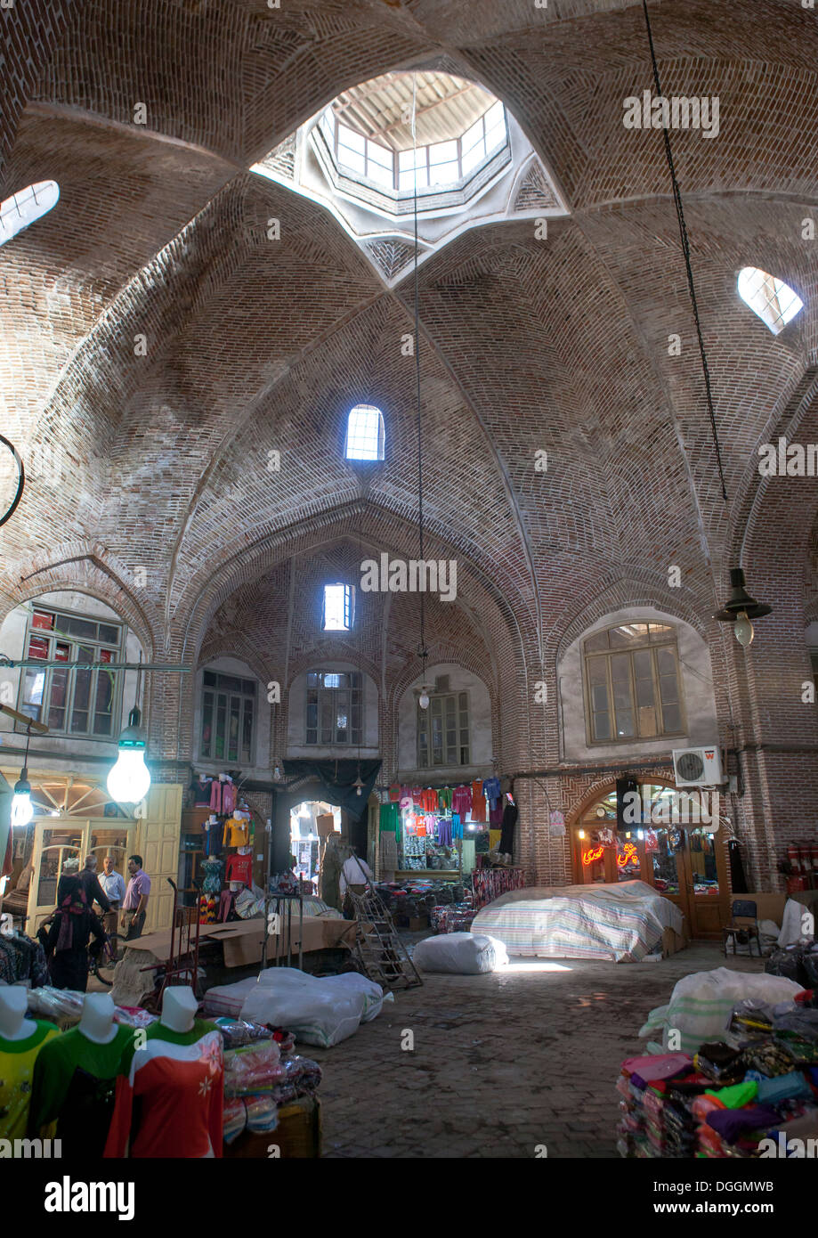 Tabriz bazaar architecture hi-res stock photography and images - Alamy