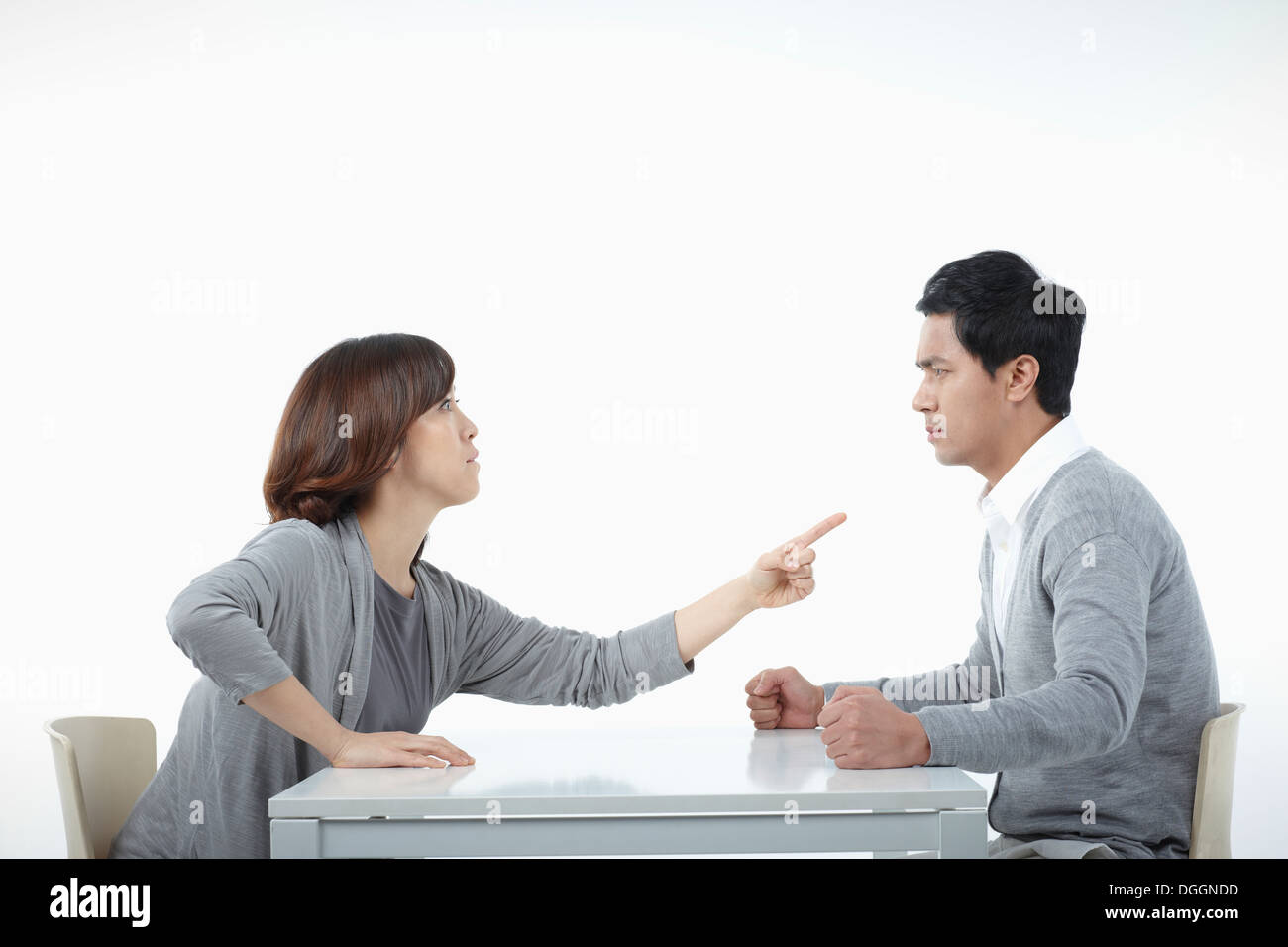 Husband and wife argue hi-res stock photography and images - Alamy