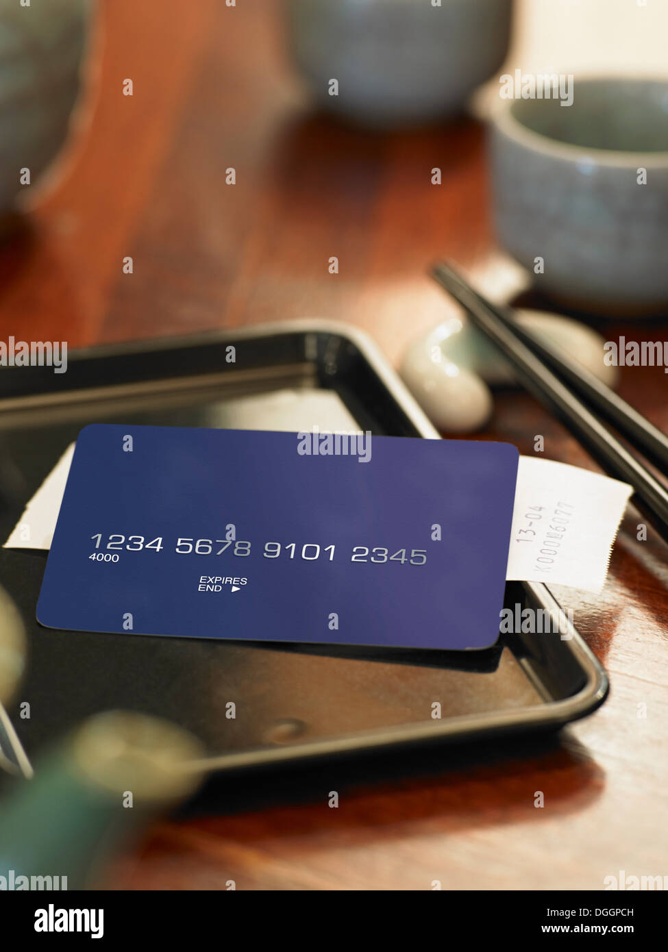 Restaurant bill tray card hi-res stock photography and images - Alamy