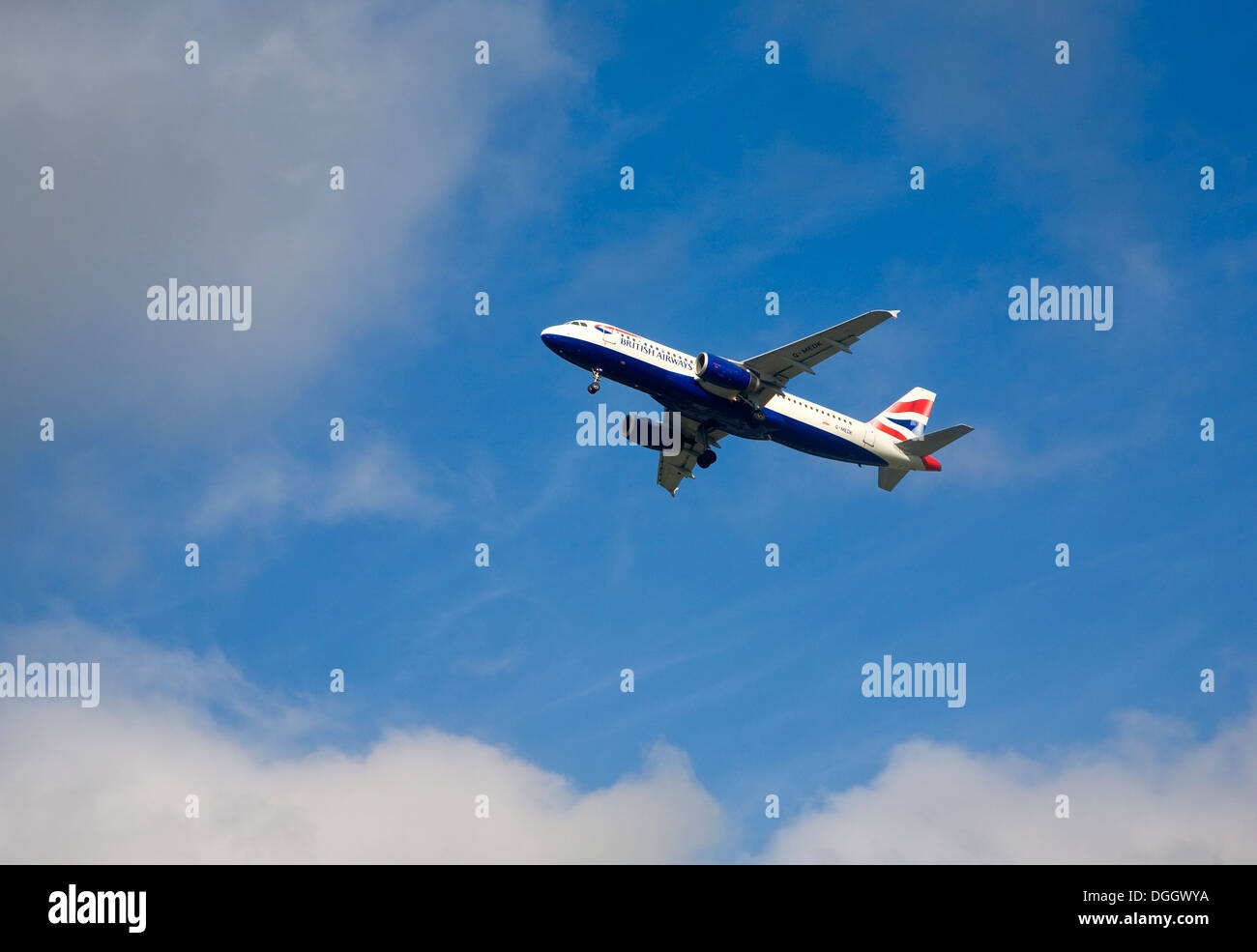 Take off airplane hi-res stock photography and images - Alamy