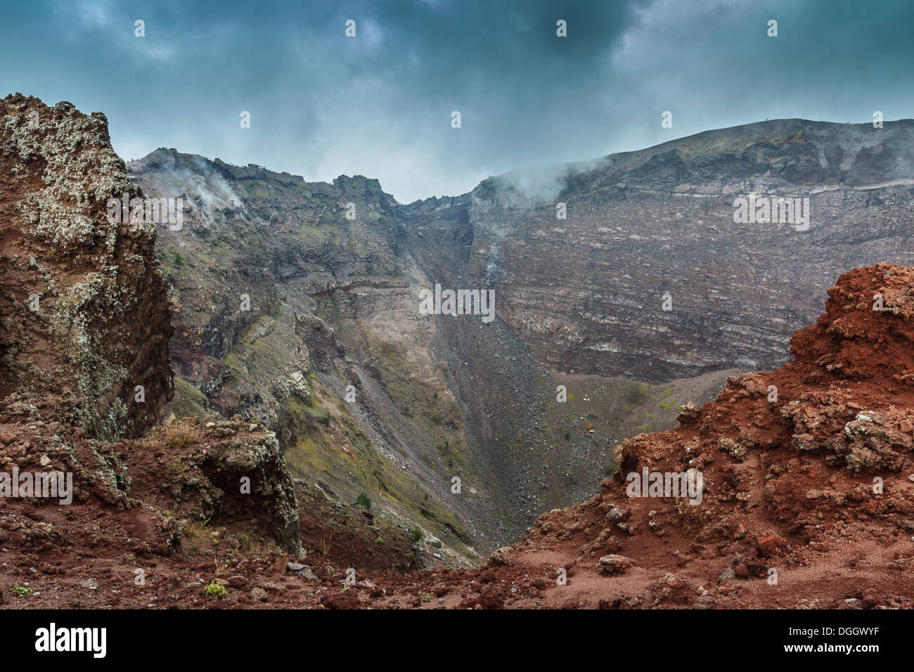 Vesuvius vulcan hi-res stock photography and images - Alamy