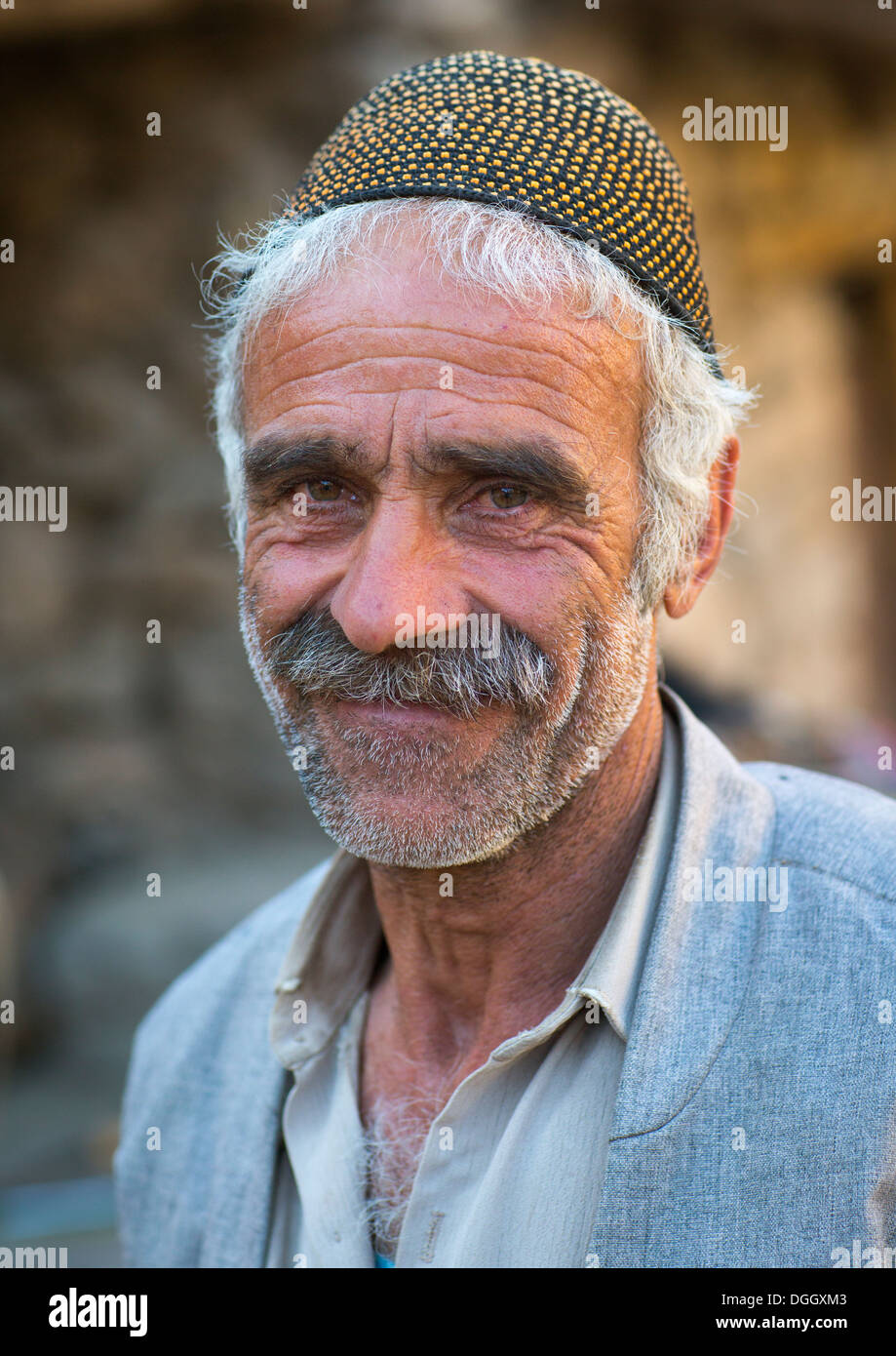 Kurdish Man With Traditional Hat, Palangan, Iran Stock Photo - Alamy