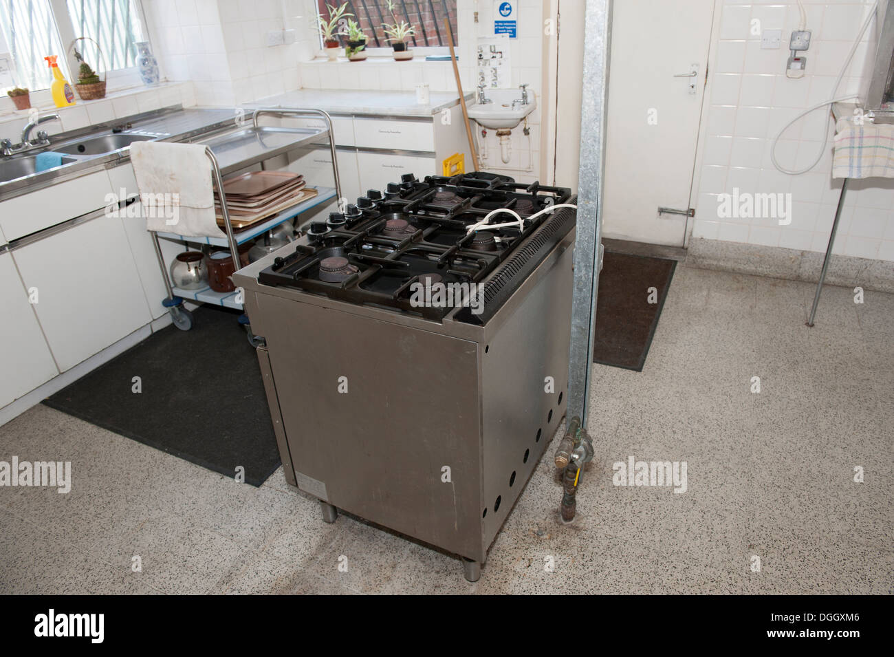 Commercial kitchen hi-res stock photography and images - Alamy