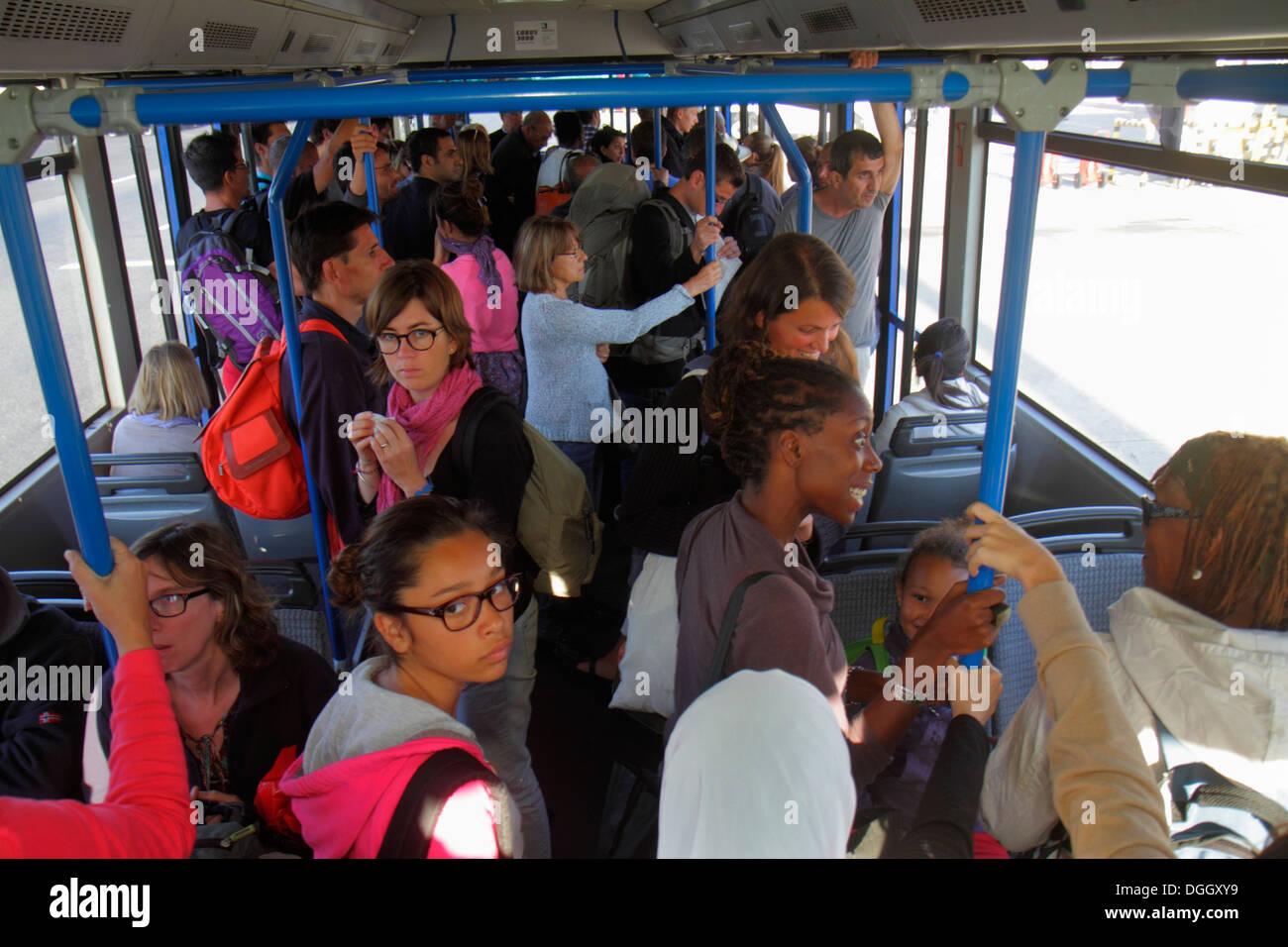 French Shuttle Bus High Resolution Stock Photography and Images - Alamy