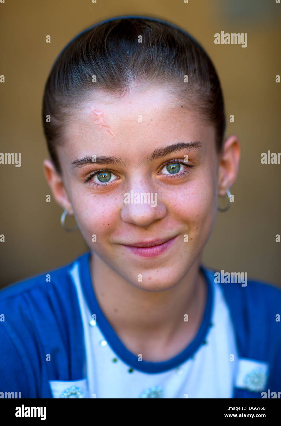 Beautiful Young Kurdish Girl With Blue Eyes, Palangan, Iran Stock Photo - Alamy