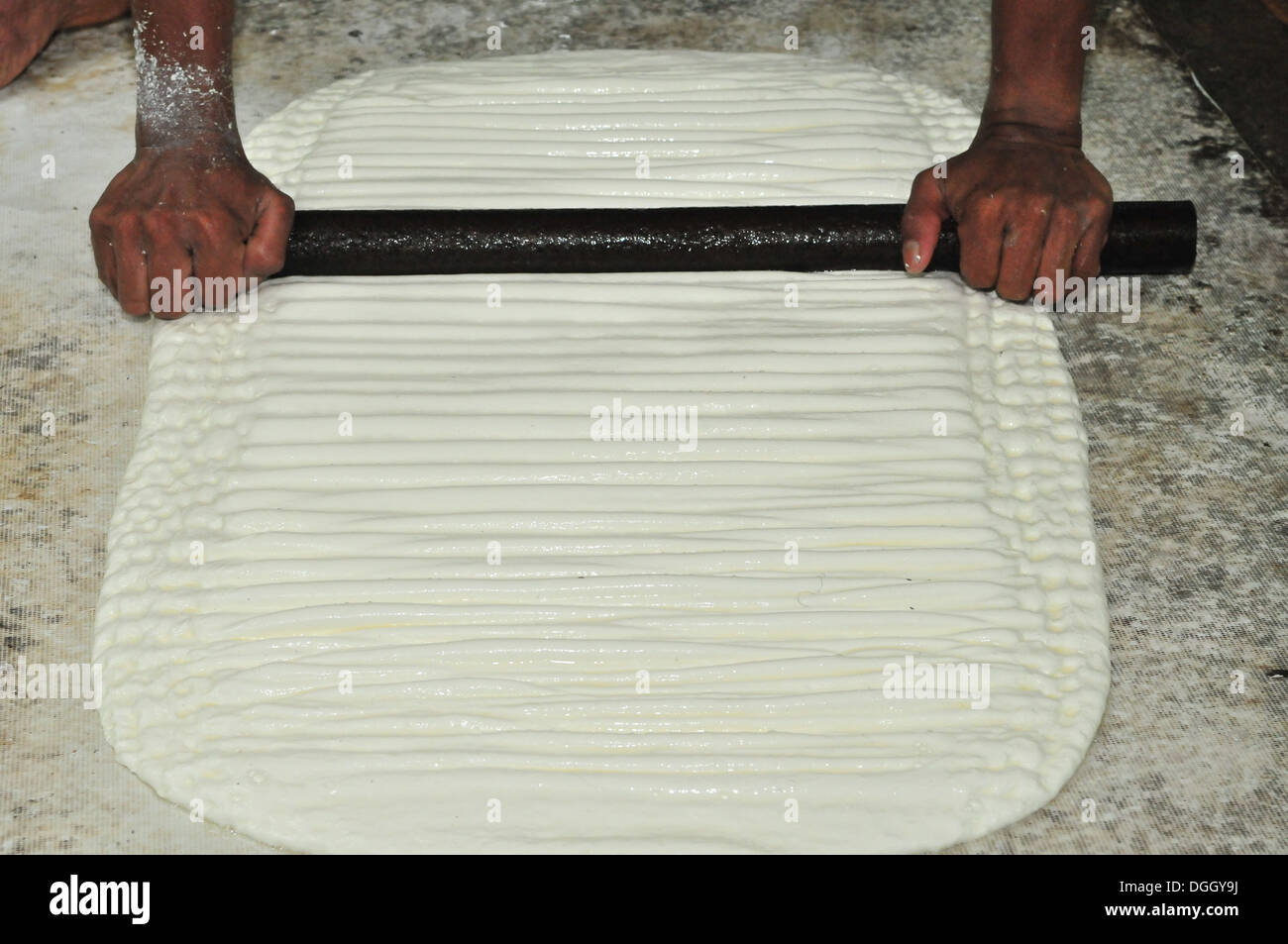 The production process of natural rubber in Thailand Stock Photo - Alamy