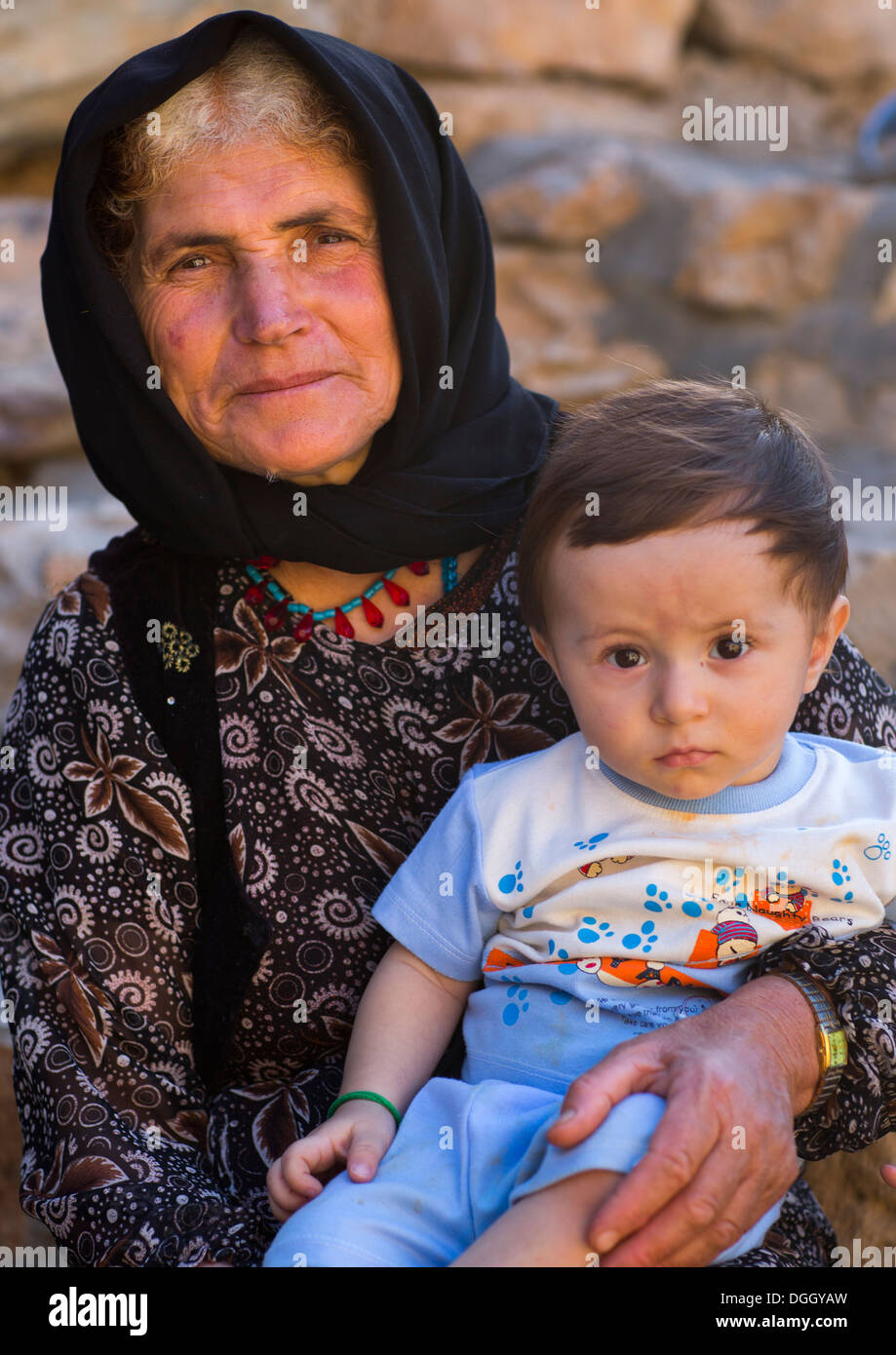 Kurdish Mom Ancient Kurdish Tradition Lives On In Nashville, TN's