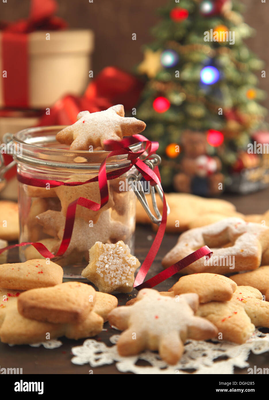 Box beautiful christmas cookies hi-res stock photography and images - Alamy