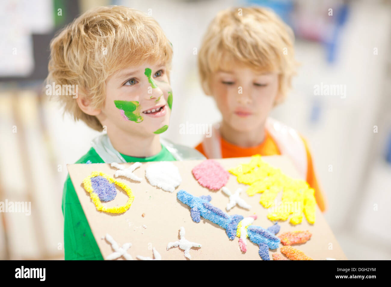 Artistic creation hi-res stock photography and images - Alamy