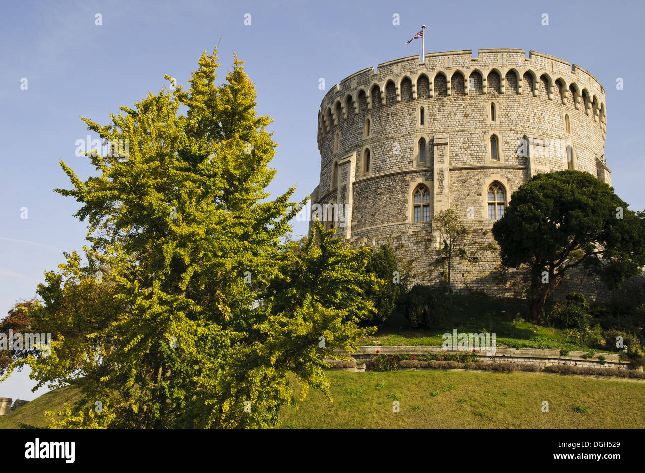 View of medieval keep on top of motte, Round Tower, Windsor Castle ...